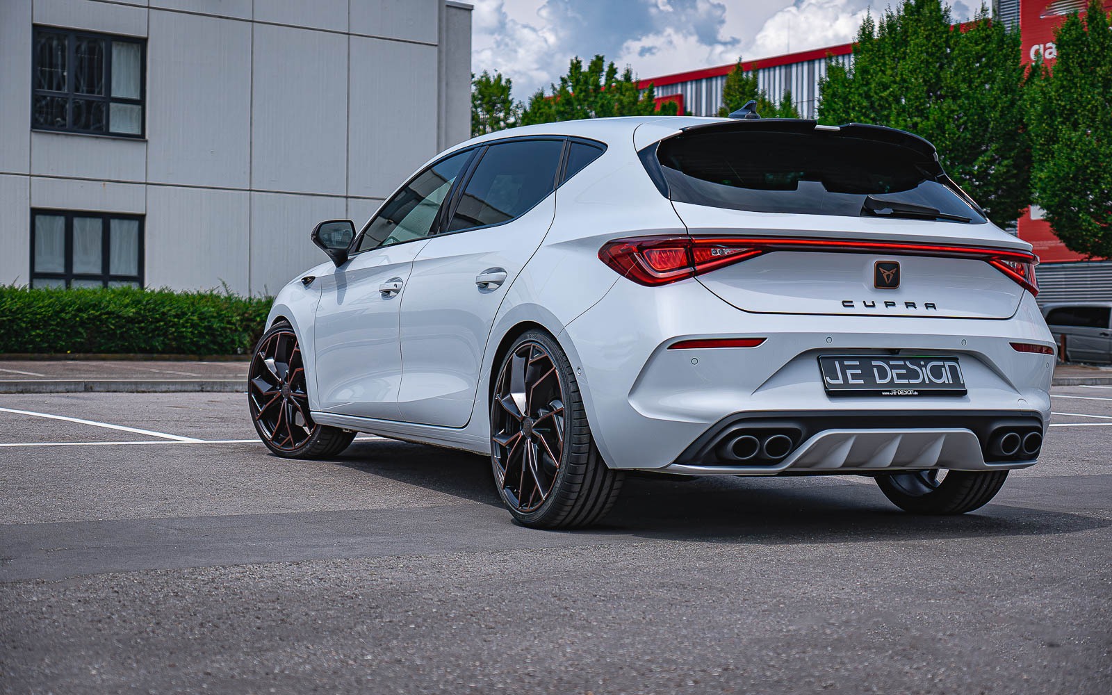 Cupra Leon KL